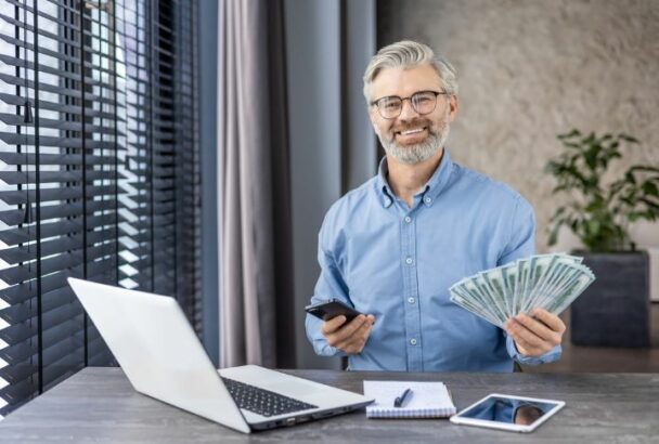 15 Reasons Why Older Men Enjoy Being Alone - Housely