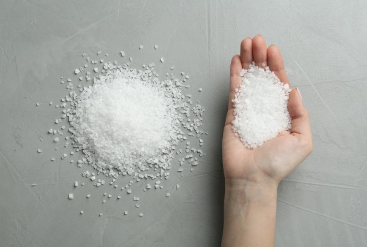 20 Surprising Ways to Use Salt That Will Make Your Life Easier - Housely