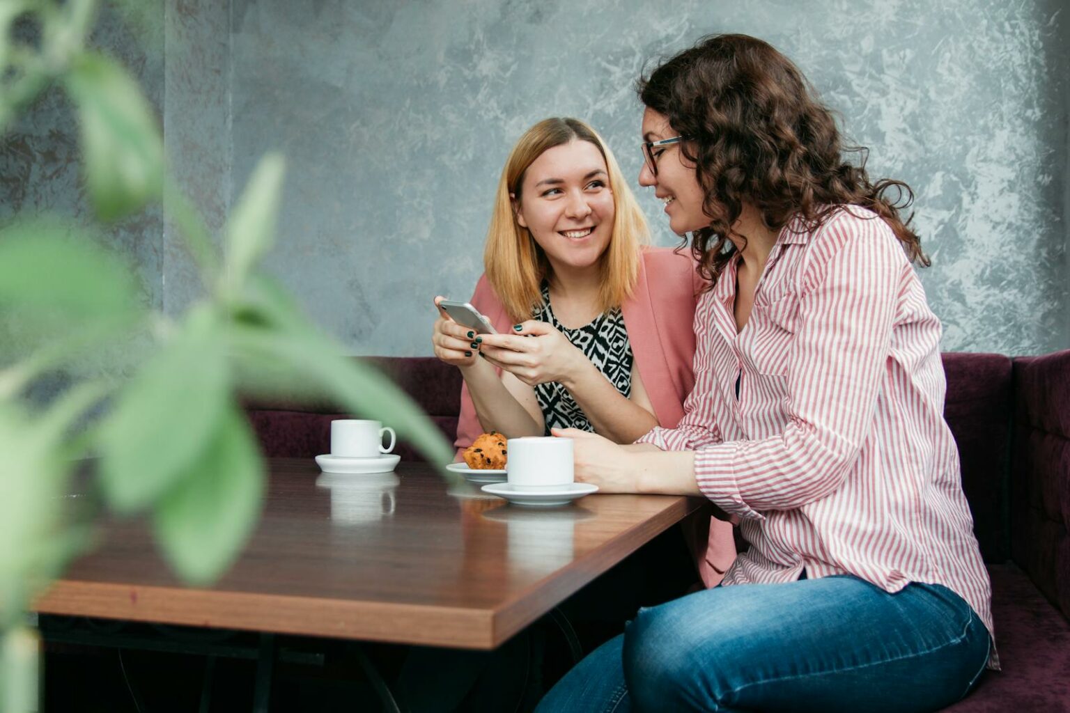 15 Things You Do That Make People Dislike You - Housely