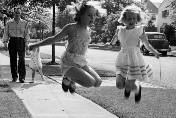 15 Fading '70s Childhood Pastimes - Housely