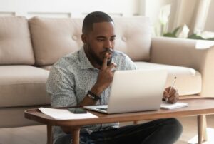 15 Common Habits of Highly Intelligent People - Housely