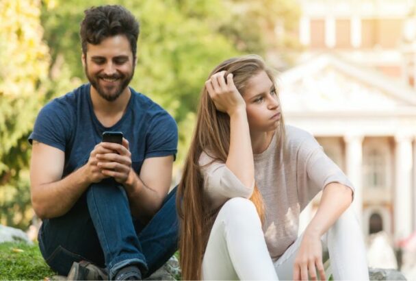 15 Habits of a Bad Husband—Are You Guilty Of Any? - Housely