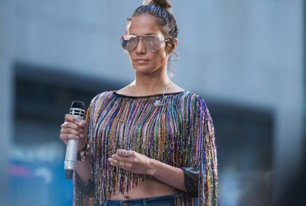 15 Stars Who Experienced Homelessness Before Fame - Housely