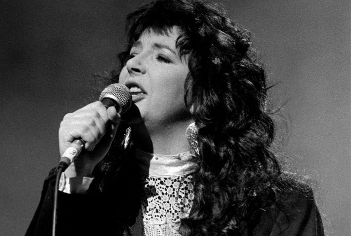 15 Classic Songs That Are Making Massive Comebacks - Housely