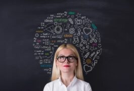 15 Common Habits of Highly Intelligent People - Housely