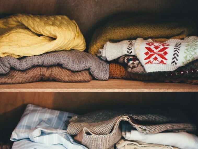 15 Hiding Spots Where Thieves Always Look First - Housely