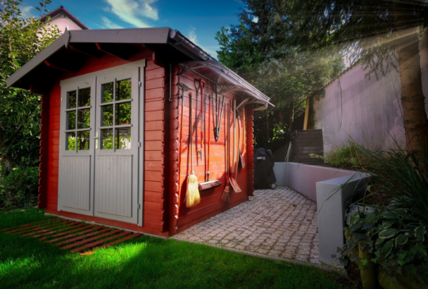 15 Reasons Why Your Backyard Needs a Costco “She Shed” - Housely