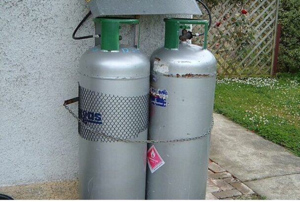 The Dangers of Storing Propane Tanks in Your Shed and How to Avoid Them ...