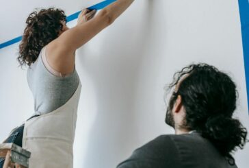 15 Steps to Constructing a Sturdy Temporary Wall - Housely