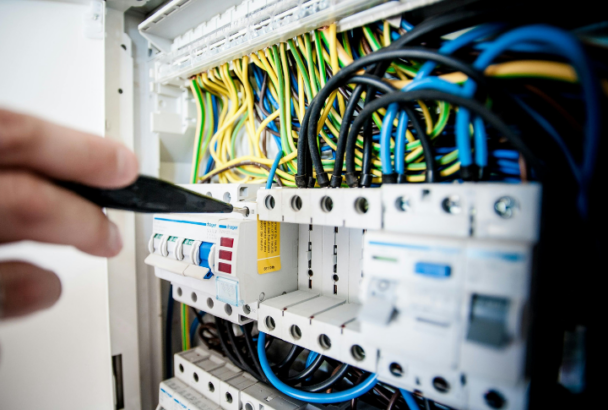 15 Common Reasons Your Outdoor AC Unit Stopped Working - Housely