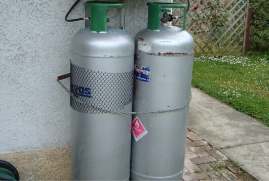 15 Effective Tips For Risk-Free Gasoline Storage - Housely