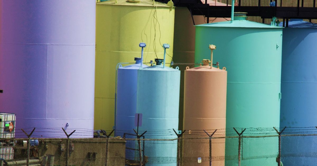 15 Effective Tips For Risk-Free Gasoline Storage - Housely