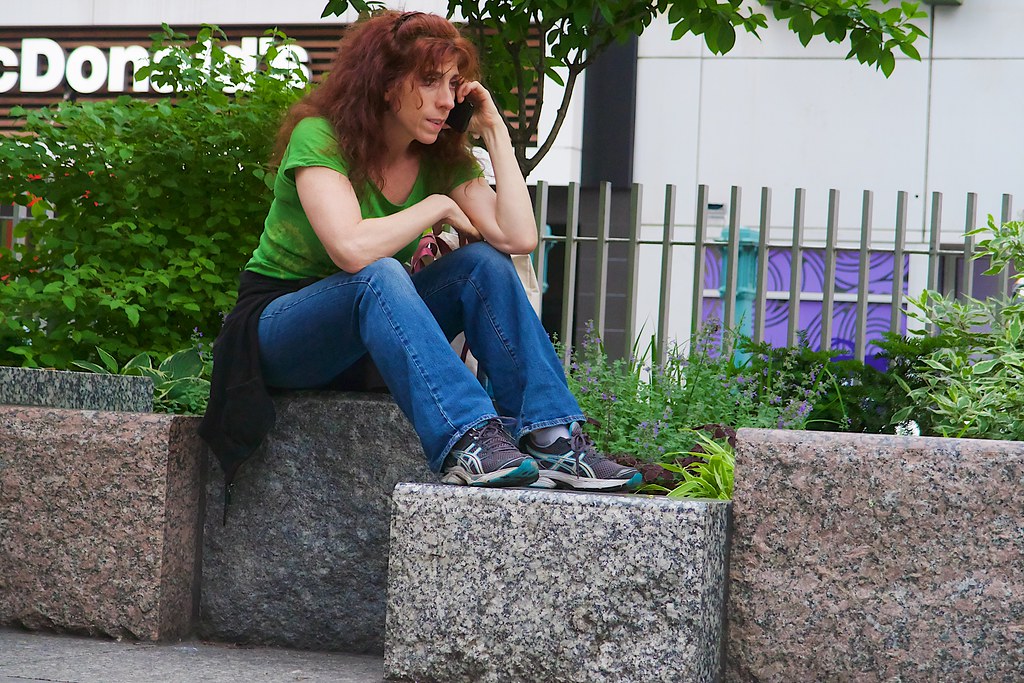 15 Ways to Get Along with Difficult Neighbors - Housely