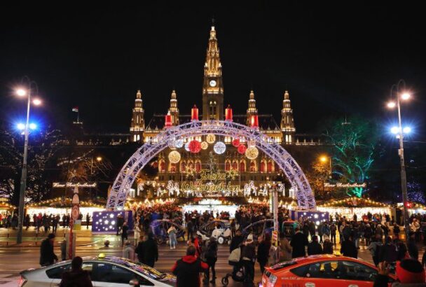20 Magical Christmas Events to Experience Around the World - Housely