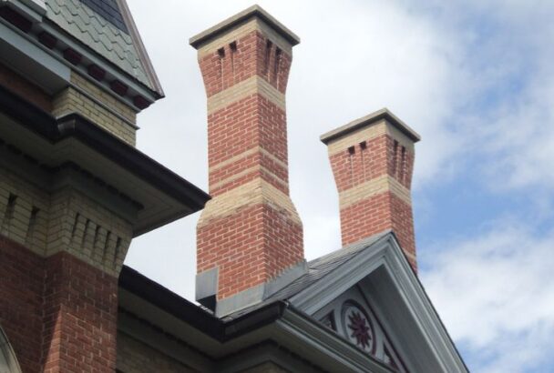20 Clues to Differentiate Victorian and Queen Anne Homes with ...