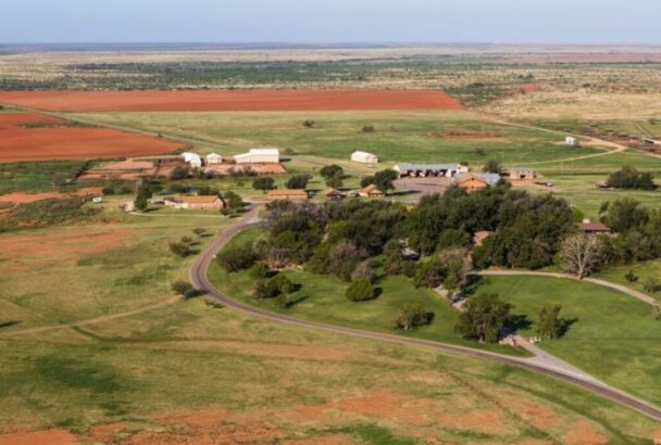 The 10 Largest Ranches Shaping American Farming - Housely