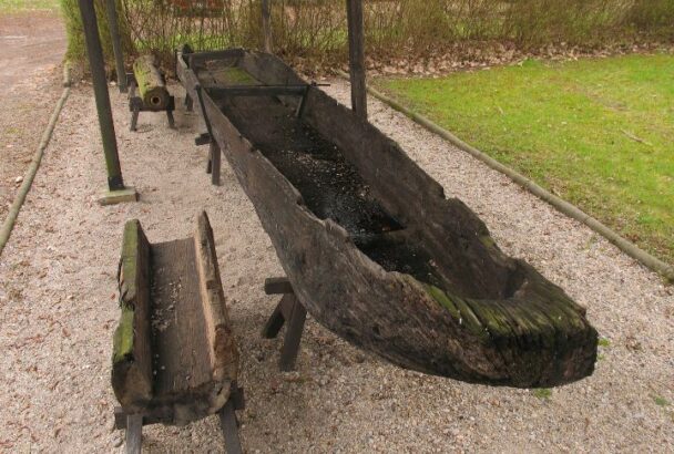 20 Things To Know About Dugout Canoes Found In Wisconsin - Housely