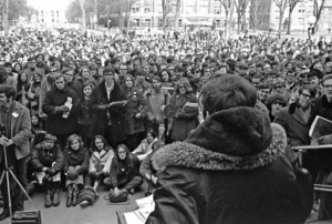 20 Changes That Molded Post-War America - Housely