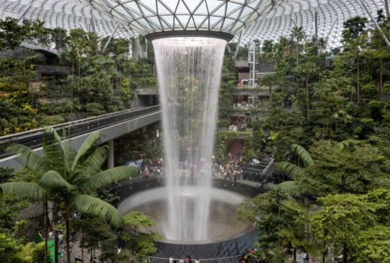 20 Fascinating Structures and Landmarks from Around the World - Housely