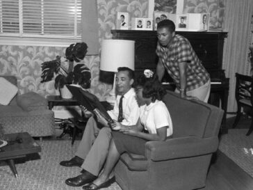 15 Reasons Life in the 60s Felt Simpler but Harder - Housely