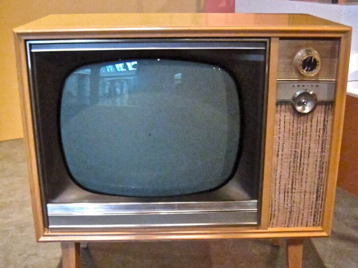 15 Reasons Life in the 60s Felt Simpler but Harder - Housely