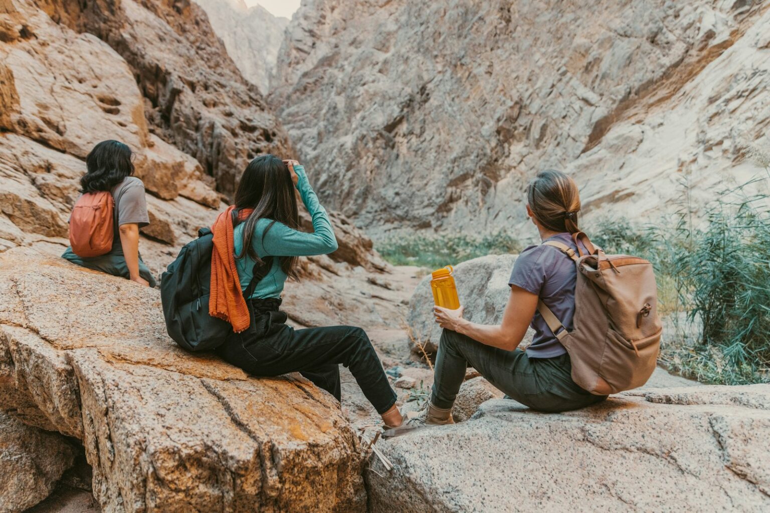 15 Reasons Why Highly Intelligent People Prefer to Be Alone - Housely