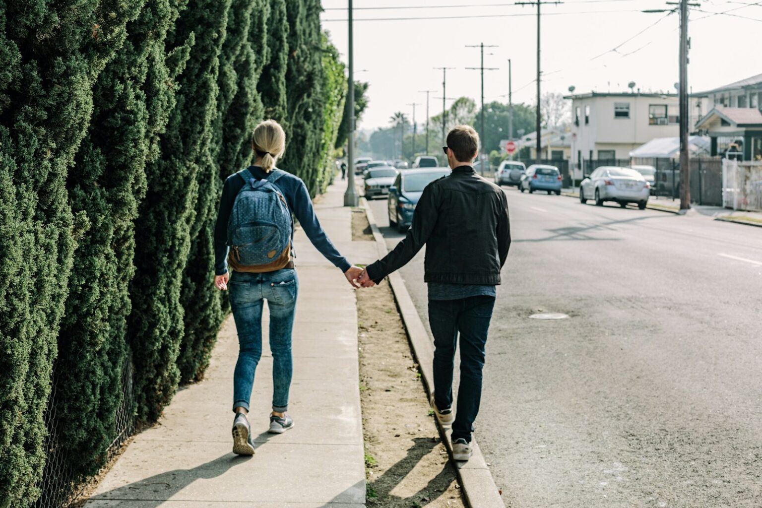 15 Reasons Why Highly Intelligent People Prefer to Be Alone - Housely