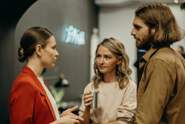 20 Skills That Help People Instantly Sense What Others Are Thinking ...