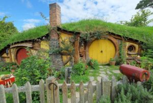 10 Real-Life Hobbit Homes That Feel Straight Out Of Tolkien’s World ...
