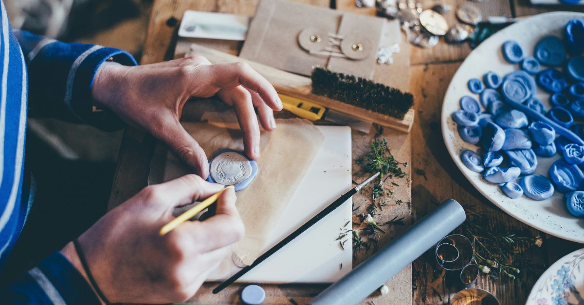 20 Best-Selling Handmade Items To Craft Your Way To Profit - Housely