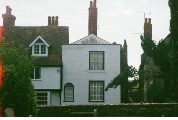 10 Elements That Make Georgian Homes Stand Out - Housely