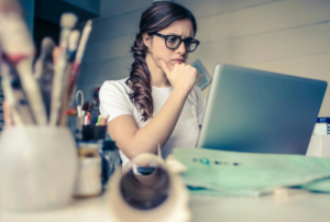 20 Habits That Indicate A High IQ - Housely