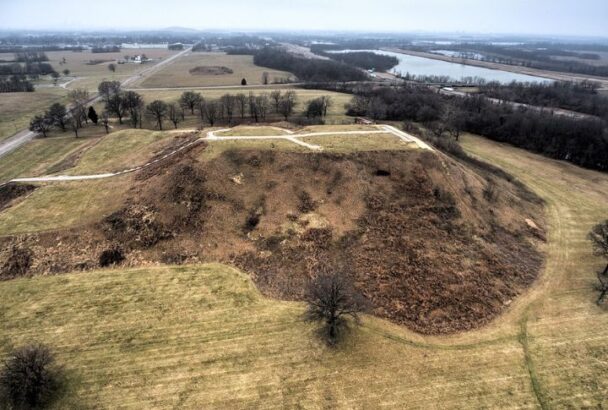 10 Ancient Civilizations That Shaped Early North America - Housely