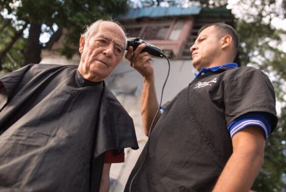 10 Warning Signs Your Haircut Will End In Tears - Housely