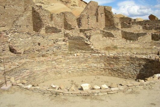 10 Ancient Civilizations That Shaped Early North America - Housely