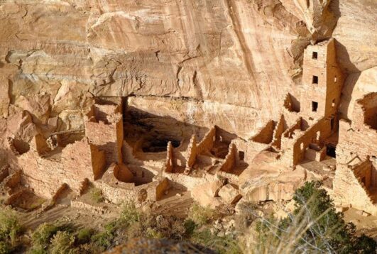 10 Ancient Civilizations That Shaped Early North America - Housely