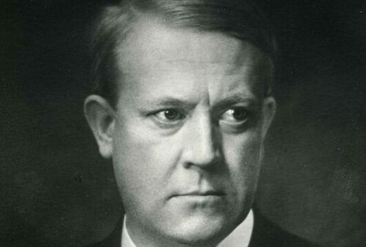 10 Infamous Spies And Backstabbers Who Betrayed Their Countries - Housely