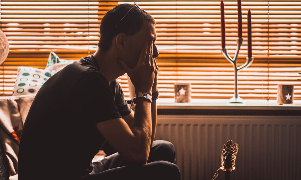 15 Things You Should Never Do When Someone Shows No Interest in You ...
