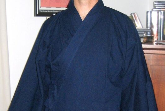 20 Religious Garments That Reflect Culture and Devotion - Housely