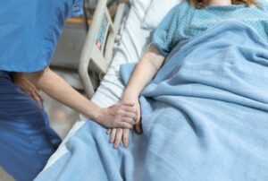 10 Changes The Body Goes Through Right Before Death - Housely