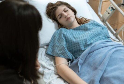 10 Changes The Body Goes Through Right Before Death - Housely