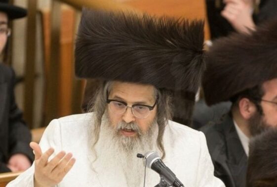 20 Religious Garments That Reflect Culture and Devotion - Housely