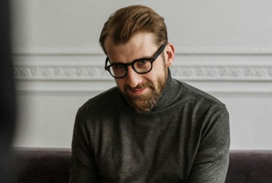 20 Behavioral Warning Signs That Indicate A Potential Psychopath - Housely