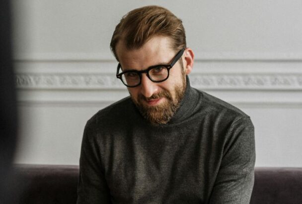 20 Behavioral Warning Signs That Indicate A Potential Psychopath - Housely