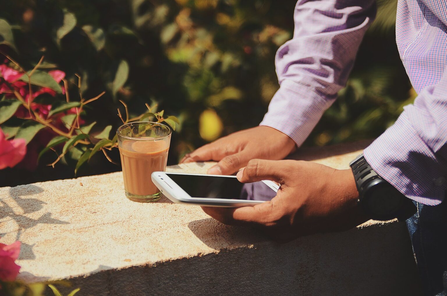 15 Things You Should Never Do When Someone Shows No Interest in You ...