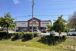 Everything You Need To Know About CVS Store Closures - Housely
