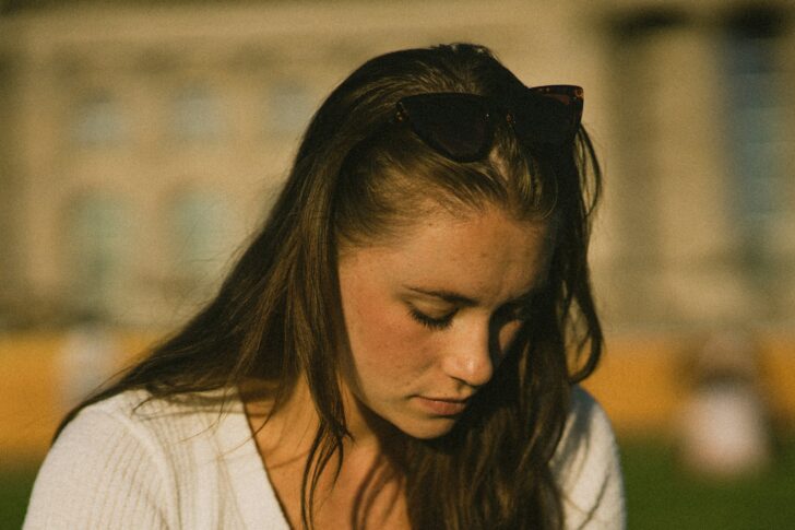 15 Signs Someone Isn’t a Good Person - Housely