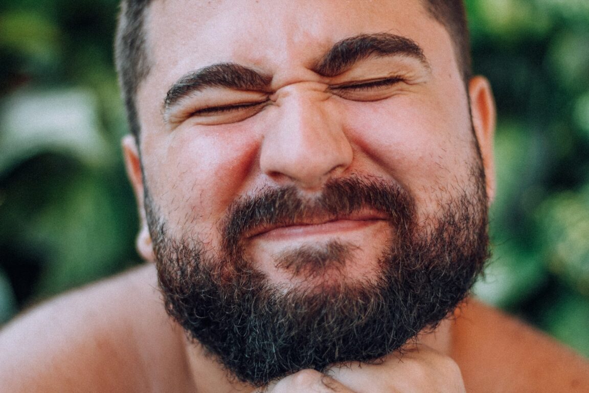 15 Signs Someone Isn’t a Good Person - Housely