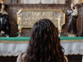 15 Everyday Habits of Devoted Christians - Housely