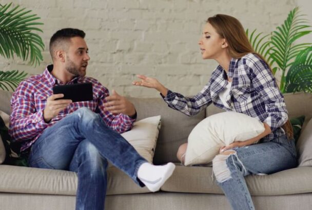 10 Ways People Say “I’m Done,” Without Saying It Directly - Housely